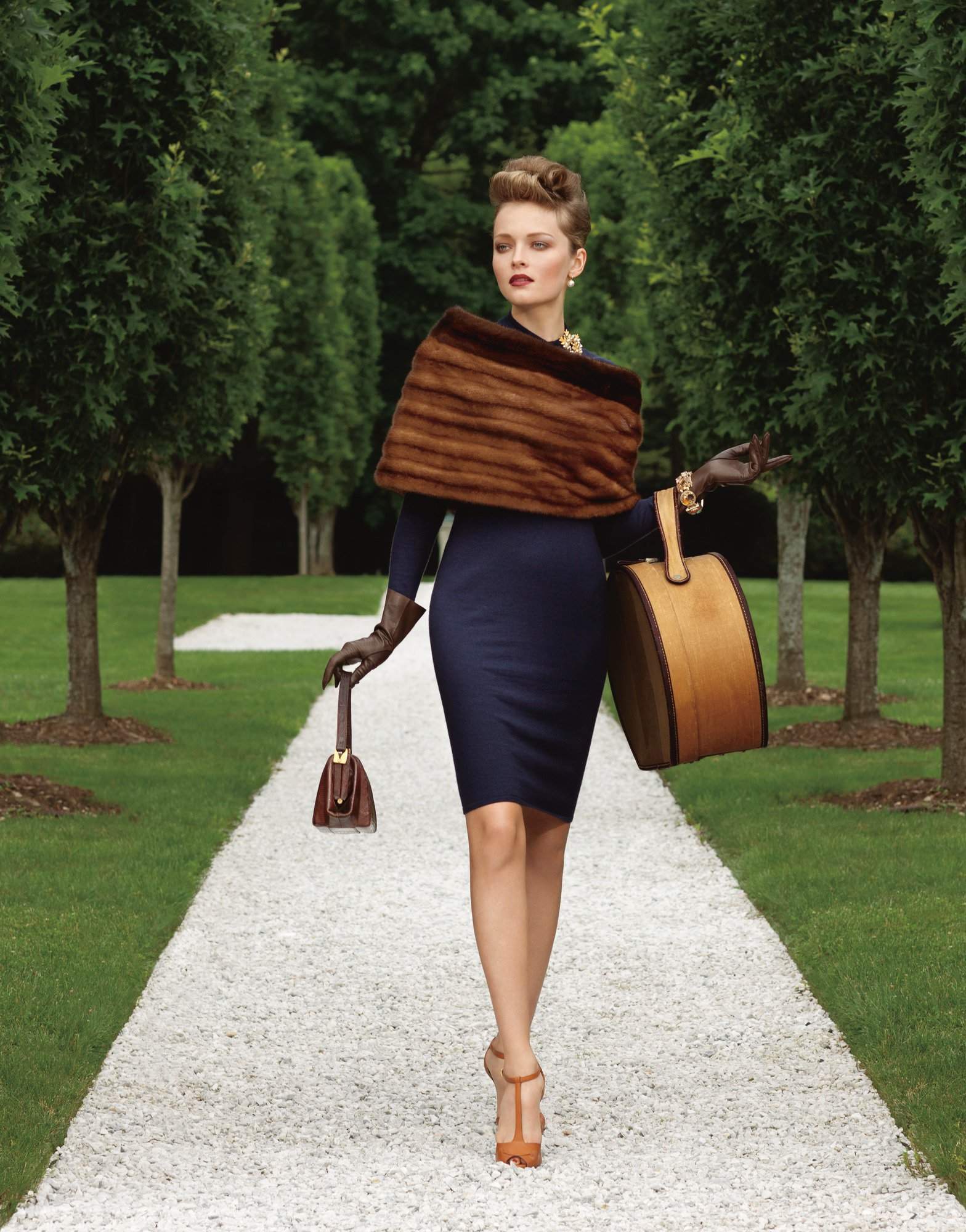 Travel in style and fashion - ALL FOR FASHION DESIGN