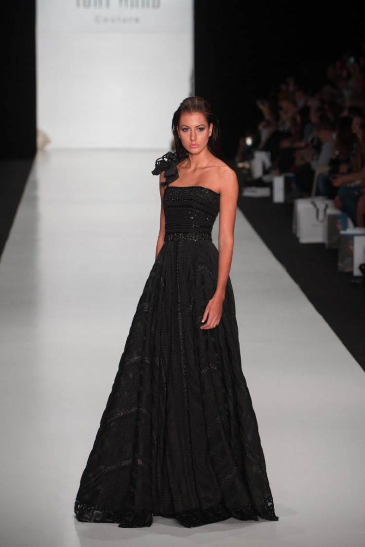 TONY WARD FASHION SHOW IN MOSCOW - ALL FOR FASHION DESIGN