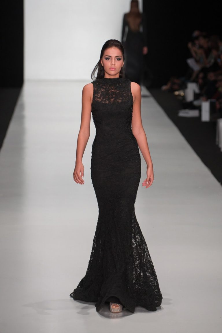 TONY WARD FASHION SHOW IN MOSCOW - ALL FOR FASHION DESIGN