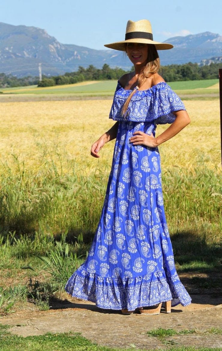 Maxi dresses and maxi skirts - the most fashionable pieces of clothing ...