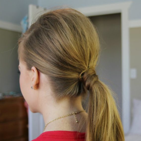 15 Simple Hairstyle Ideas Ready For Less Than 2 Minutes and Looks ...