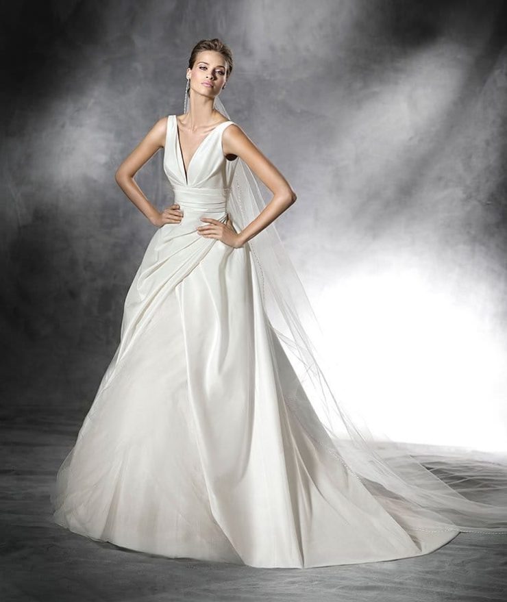 30 Ultra Glamorous Wedding Dresses That Will Impress Every Future Bride ...