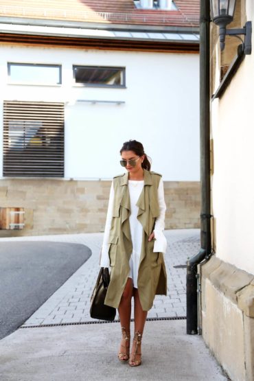 Perfect Time For Long Vest Look. 20 Outfits That Will Turn You Into a ...