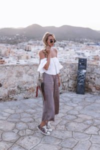 The Best Way To Wear Off The Shoulders To Get The WOW Look This Spring ...