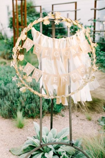 Cool Hula Hoop Wedding Decorations That Will Blow Your Mind - ALL FOR ...