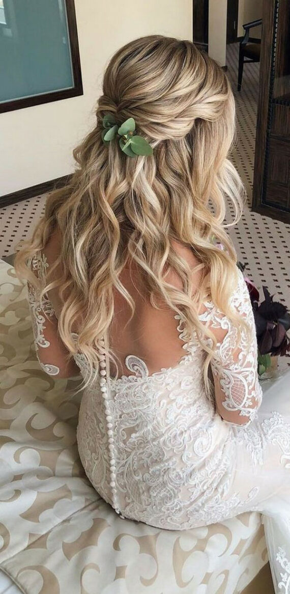 Amazing Bridal Hairstyles That Are Perfect For Fall - ALL FOR FASHION ...