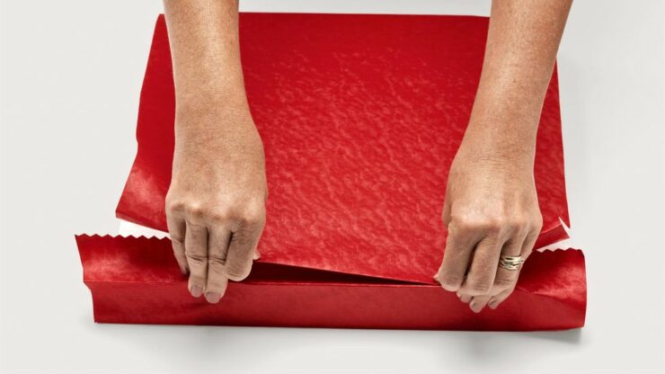Step-By-Step Tutorial To Wrap A Christmas Gift As A Pro - ALL FOR ...